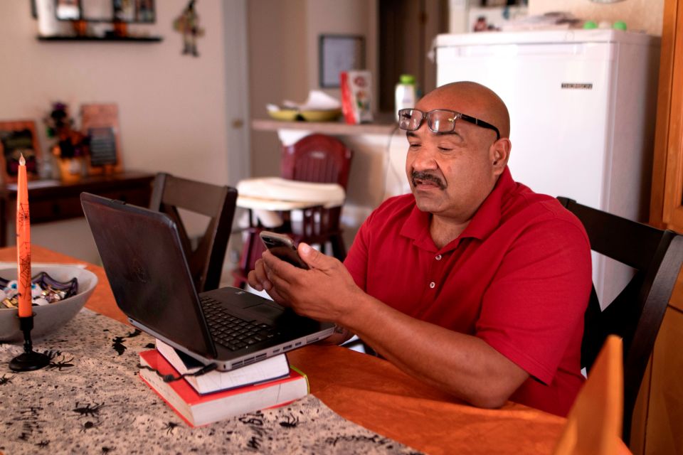 Fue deportado dos veces a pesar de ser veterano. Ahora regresa como ...