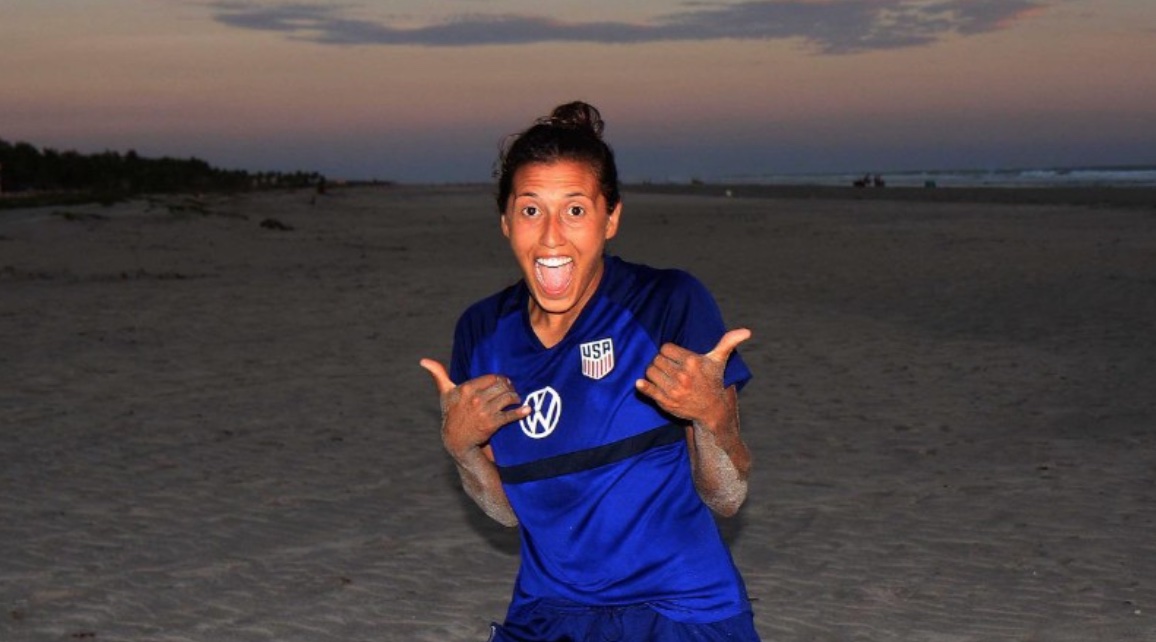 Ali Hall, la jugadora de EE.UU que ama las pupusas - El Mexicano News