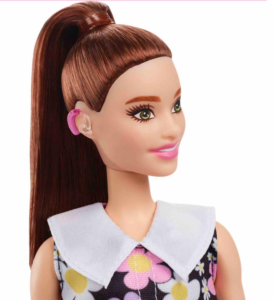 Mattel presenta la primera Barbie con aparato auditivo - El Mexicano News Mattel presenta la primera Barbie con aparato auditivo - El Mexicano News